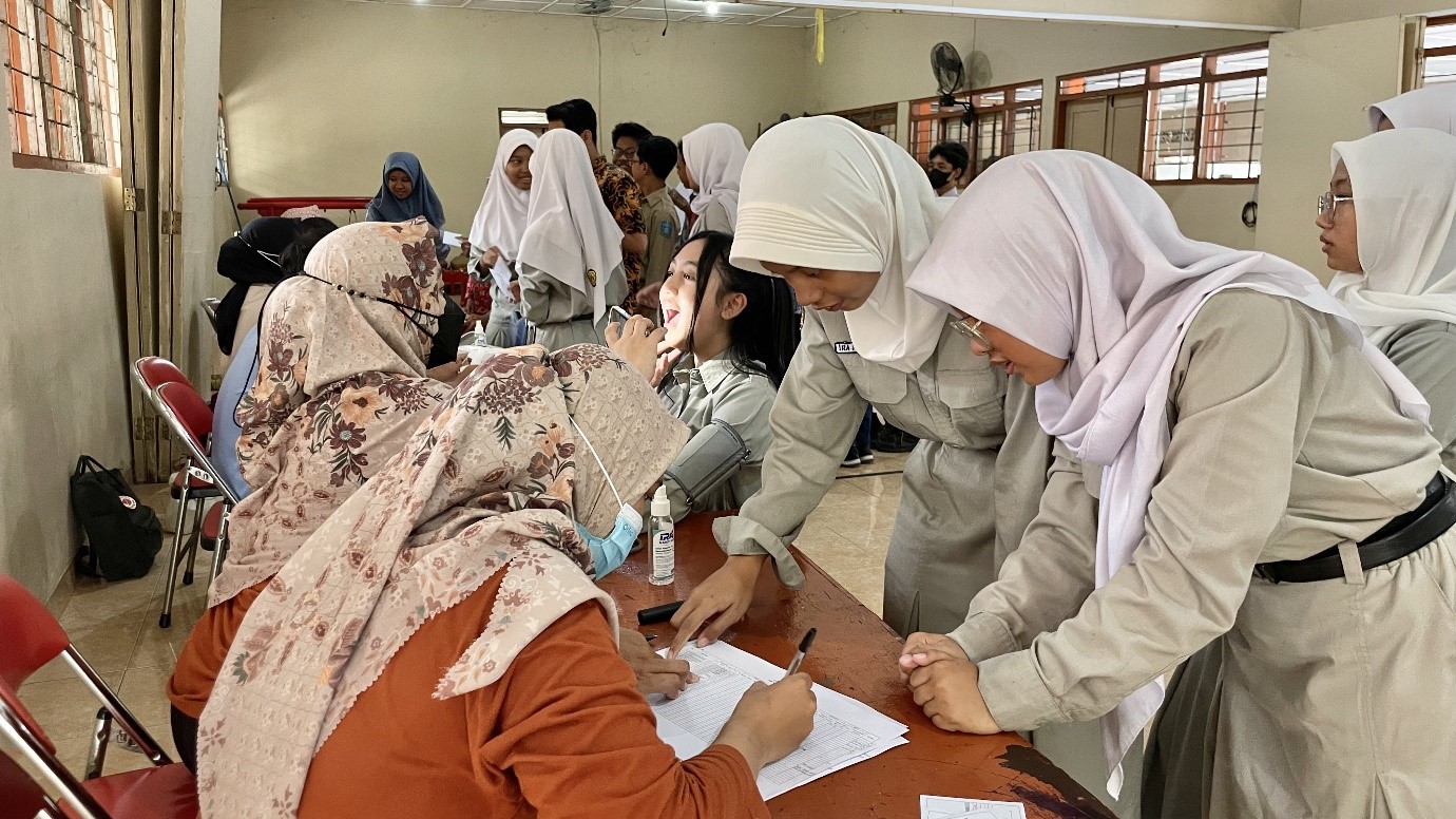 Skrining Kesehatan Siswa SMP Negeri 4 Depok Yuk, Sehat Bersama ...